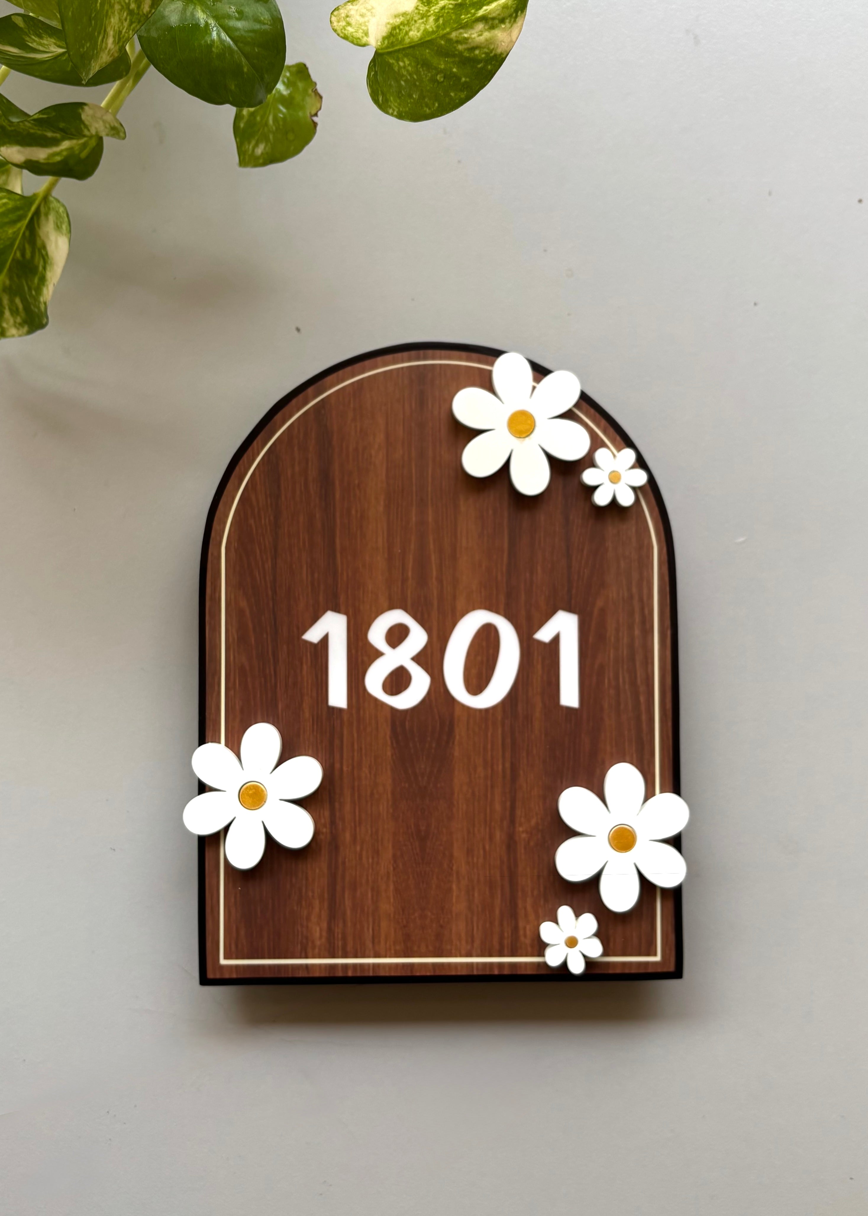 Daisy Number Sign (only numbers) – Decor By The Way
